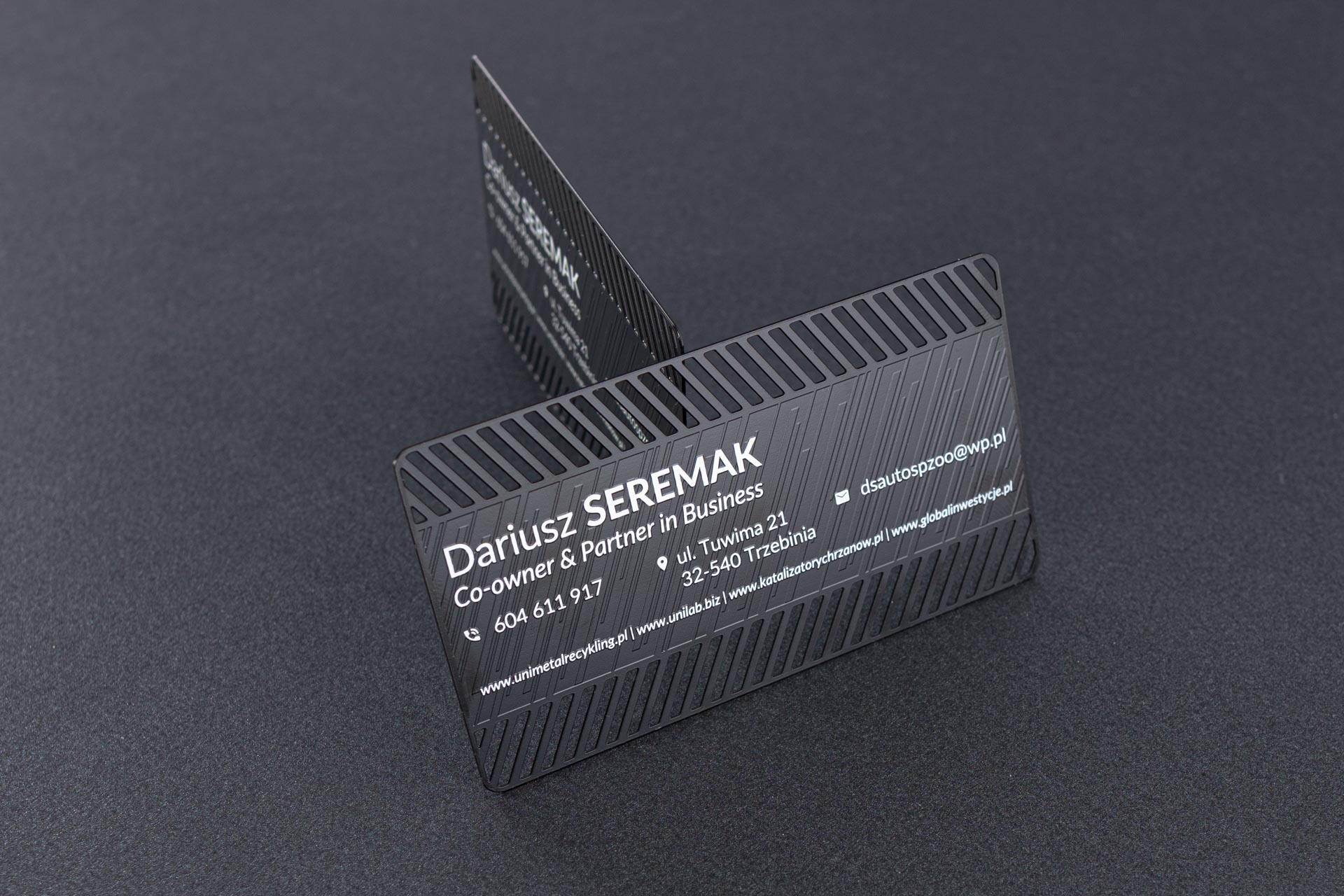 Magnet responsive black anodized metal cards - Prime Print Design